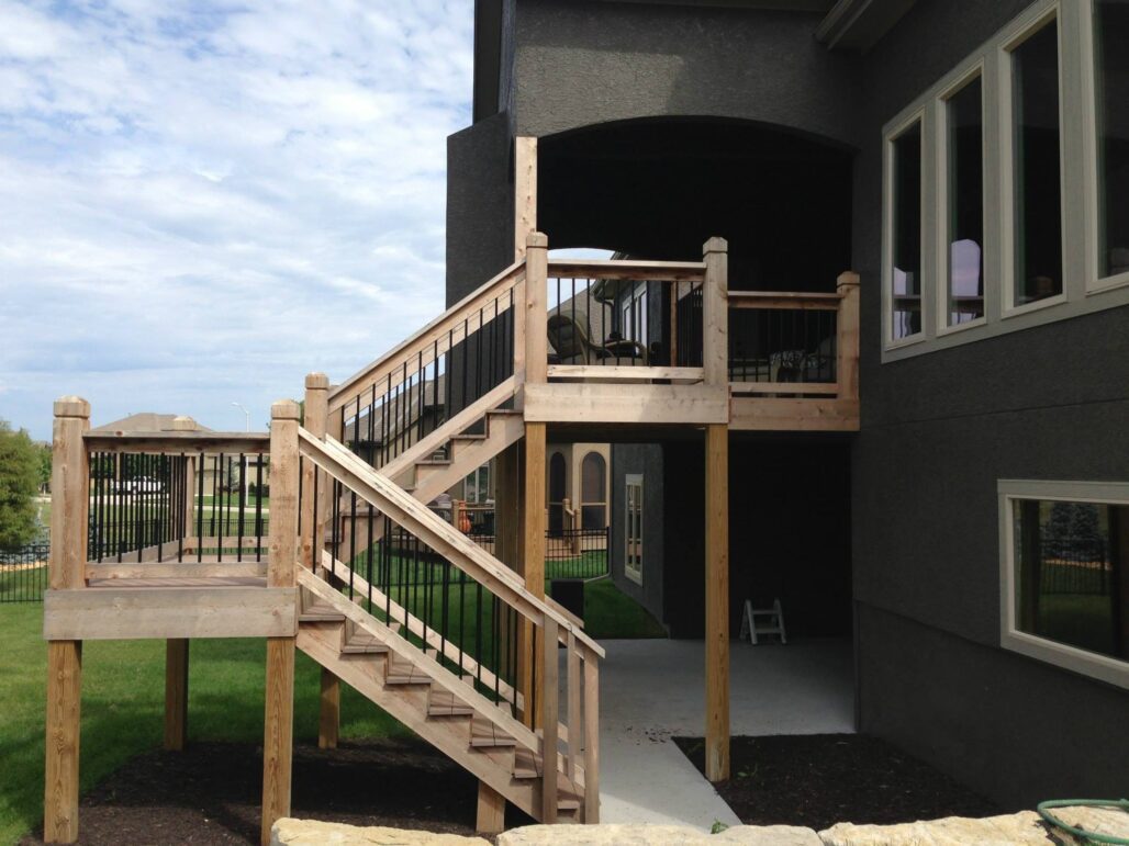 Guide to Deck Railing in Kansas City